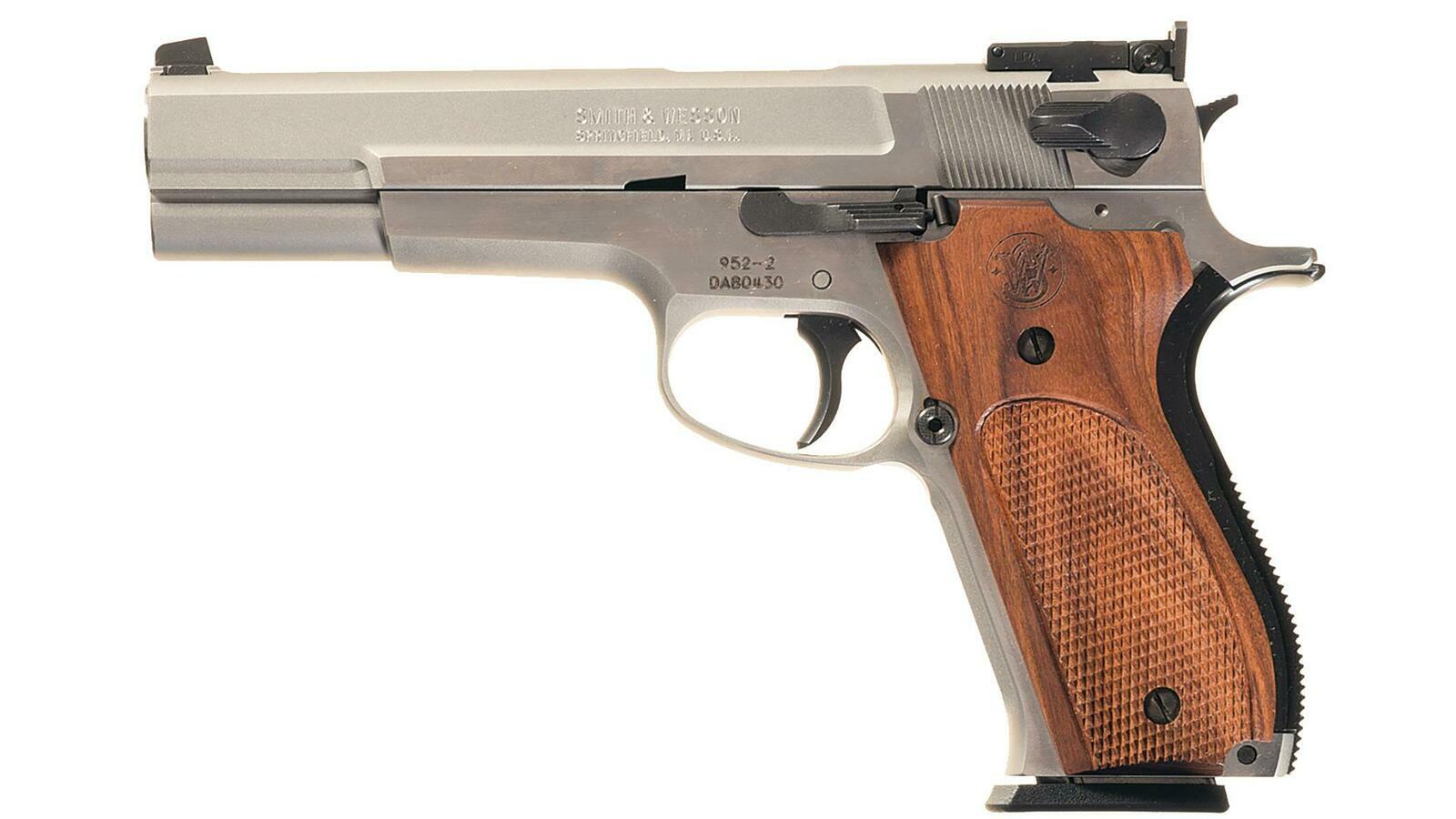 Smith & Wesson Model 952-2 Pistol with Box | Rock Island Auction