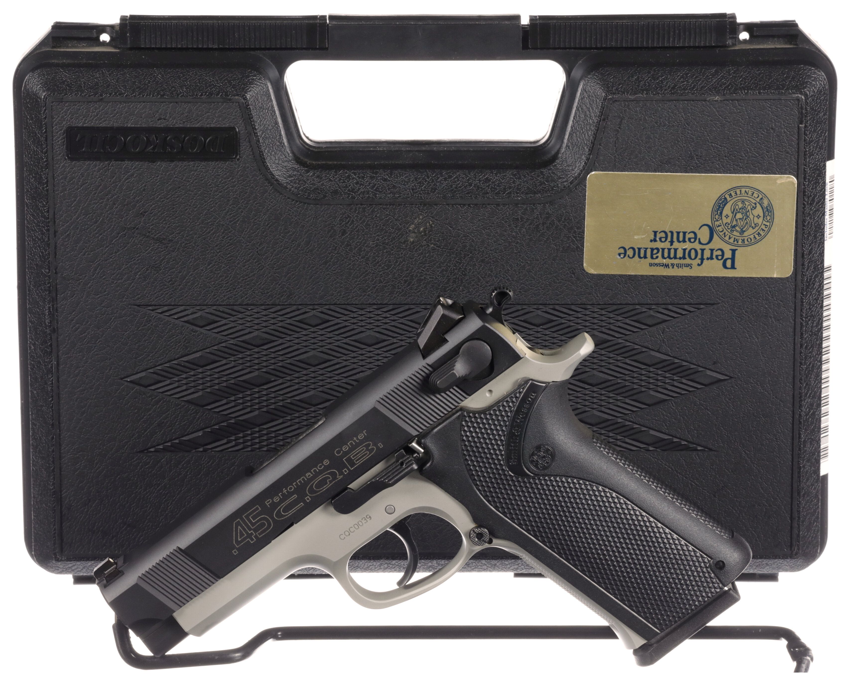 Smith & Wesson Performance Center Model 4563 CQB Pistol | Rock Island ...