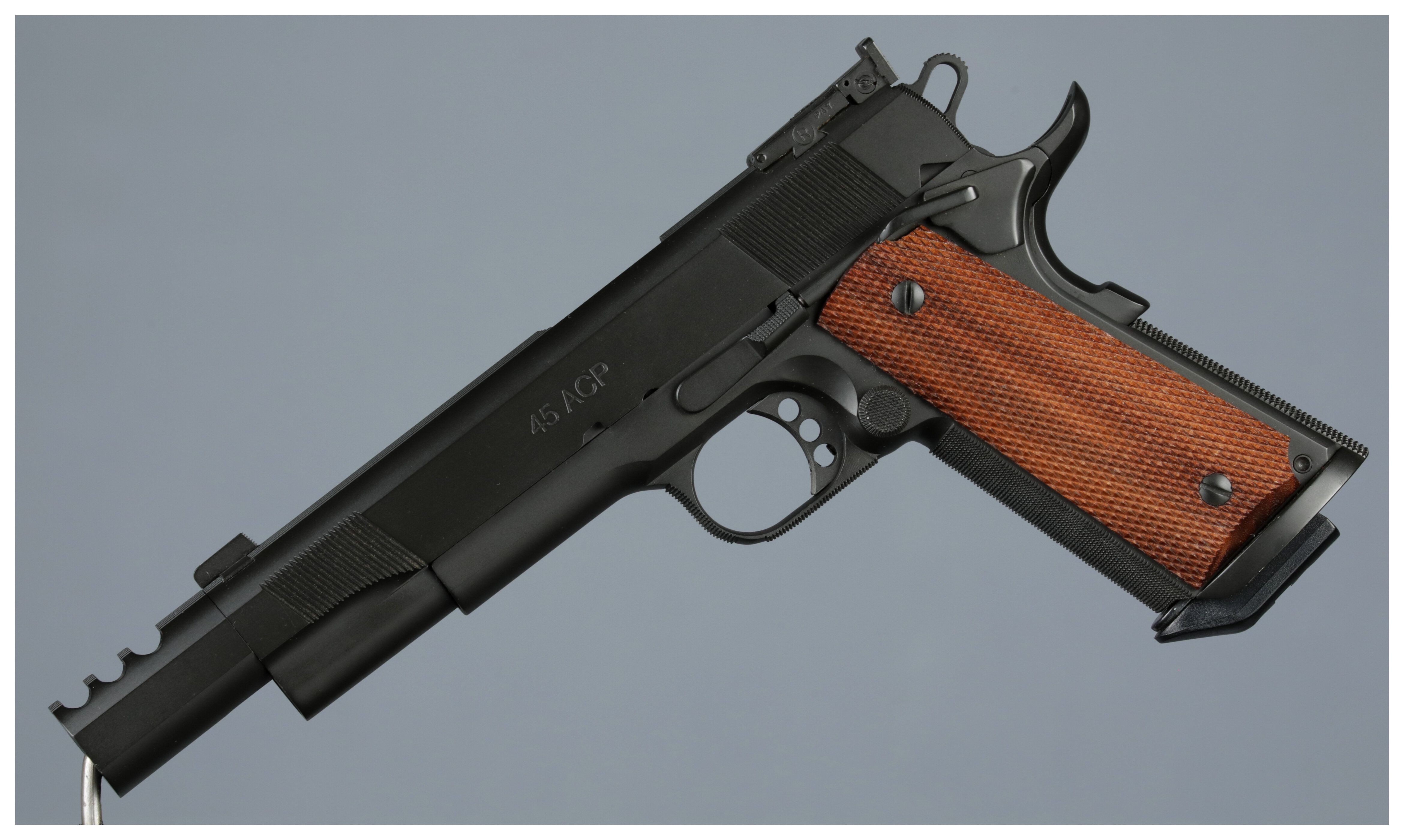 Les Baer Custom Model 1911 Ultimate Master Combat Pistol | Rock Island ...