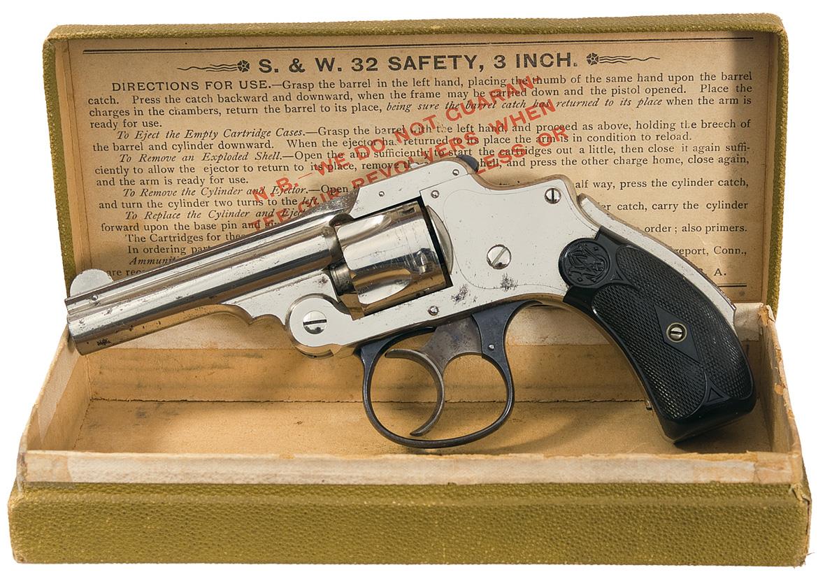 Smith & Wesson 32 Safety Hammerless Revolver 32 S&W | Rock Island Auction