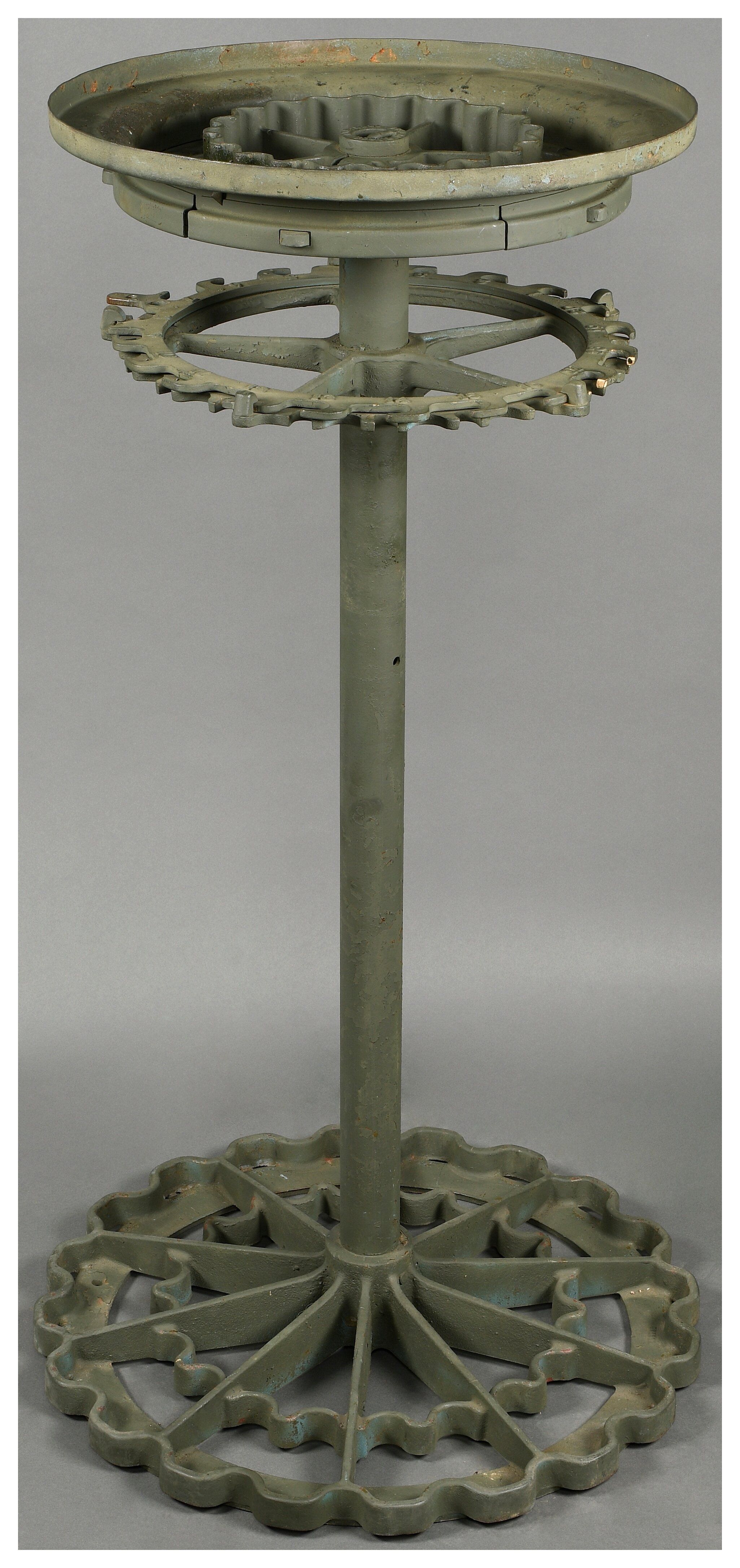 U.S. Model 1920 Barracks Pistol/ Rifle Rack | Rock Island Auction